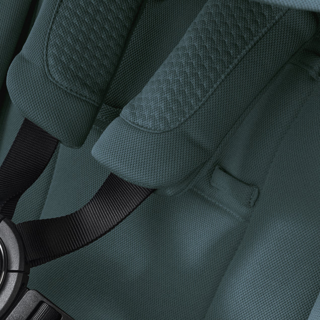 Jet 5 Shoulder Pads Mineral | Silver Cross UK